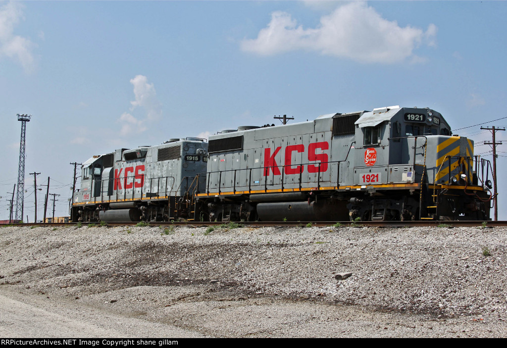 KCS 1921 and Kcs 1915 Sit at the Ex GWWR Yard.